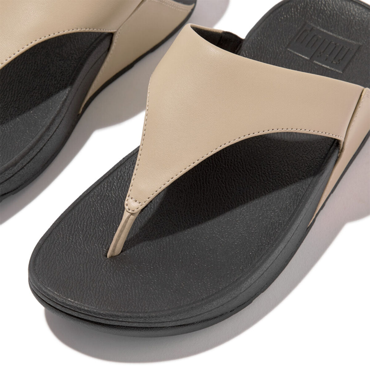 FitFlop LULU Leather Toe-Post Sandals - Latte Beige (I88-A94) – Fitflop Malaysia